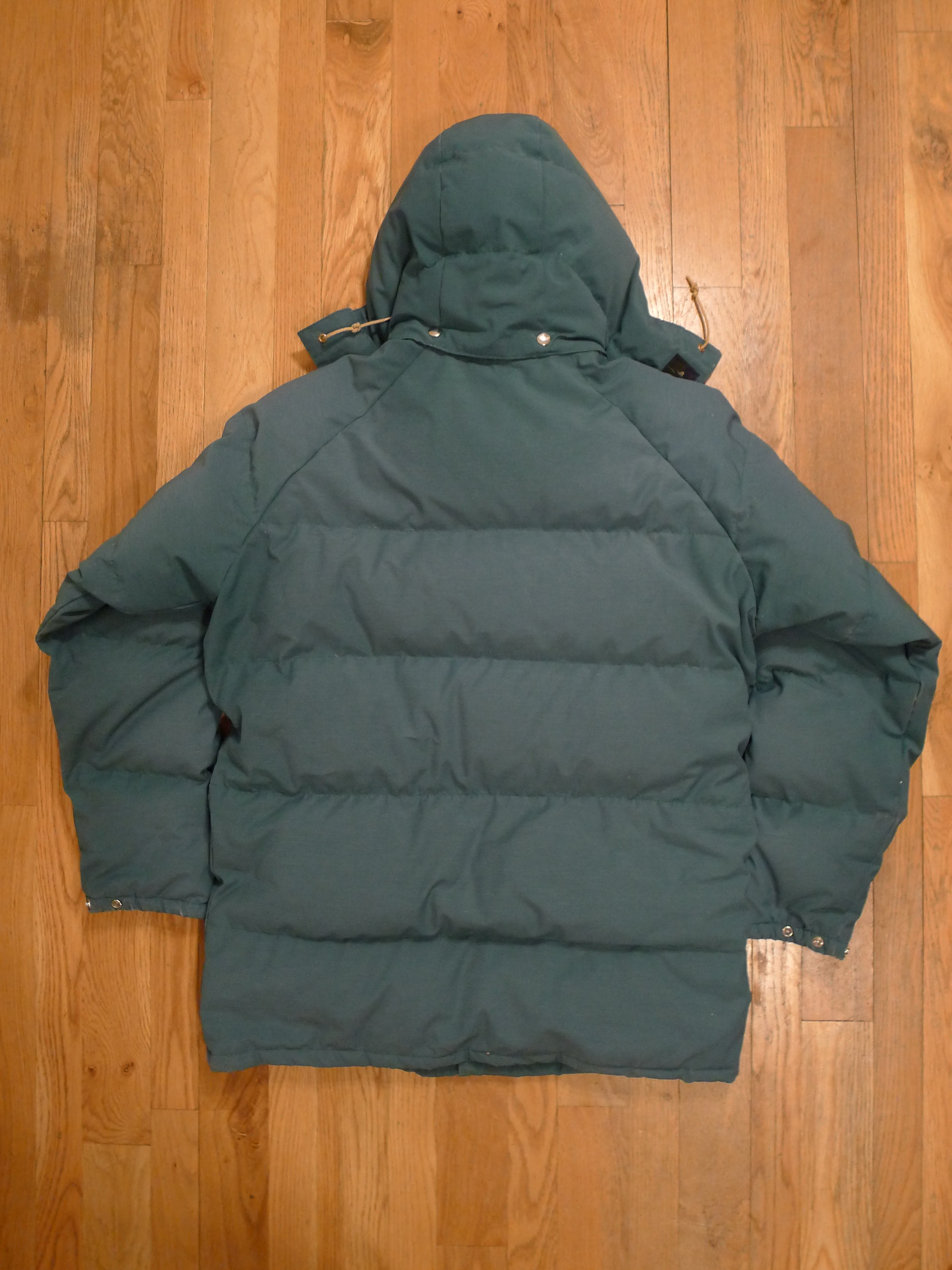 Eastern Mountian Sports Down Jacket – Basecamp Vintage & Archives