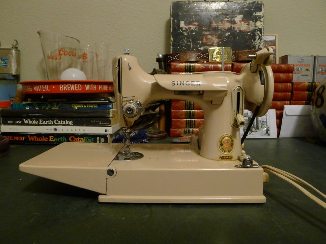 Singer Featherweight Travel Sewing Machine Model 221J – Basecamp ...